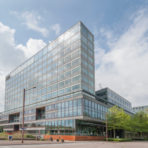 Adam Smith Building – Space, light and energy. The Adam Smith Building ...